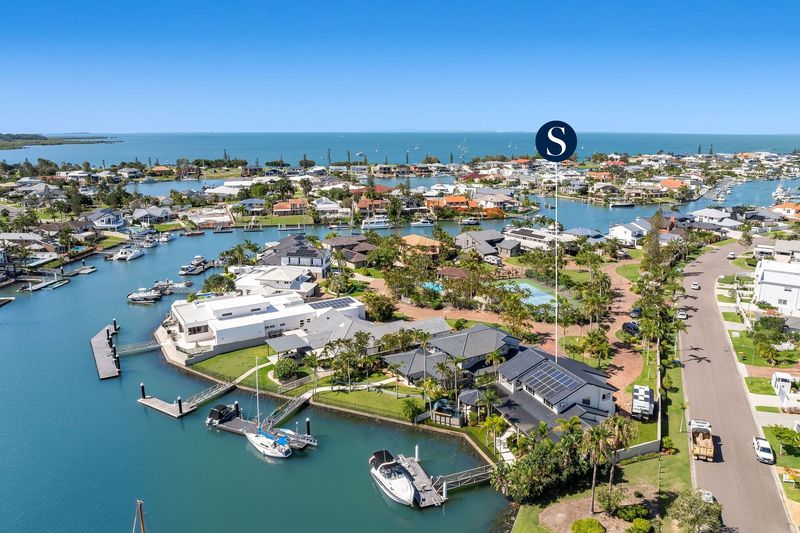 8 Houses for Sale in Raby Bay, QLD 4163