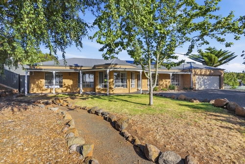 88 Houses for Sale in Romsey, VIC 3434