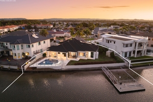 Sold 21 Chesterfield Place, Runaway Bay, QLD 4216 for $2,775,000 on 26 ...