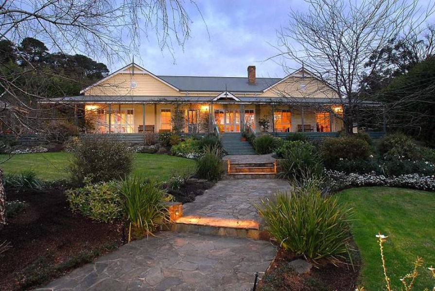 Sold 1 Grumont Road, The Basin, VIC 3154 for $950,000 on 12 Sep, 2009