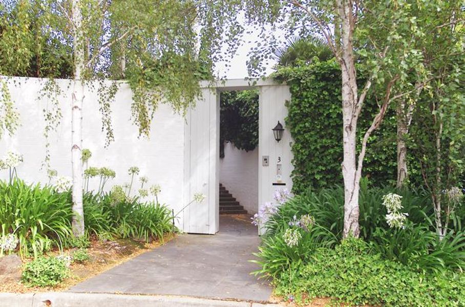 3 Heymount Close, Toorak, VIC 3142 for Auction | view.com.au