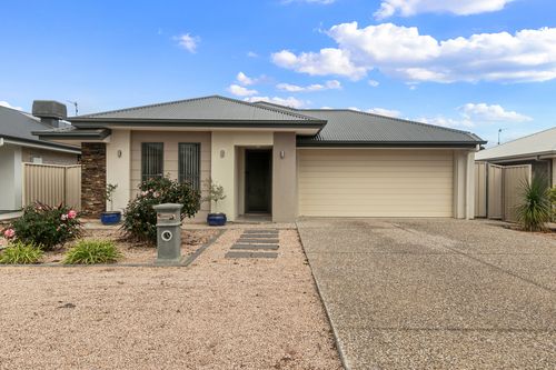 61 Houses for Sale in Wallaroo, SA 5556