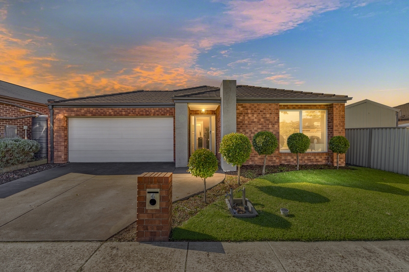 25 Inspiration Circuit, Pakenham, VIC 3810 Property Details - view.com.au