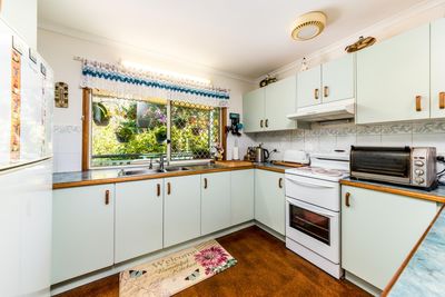 4 Platypus Place, Nambour, QLD 4560 Property Details - view.com.au