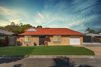 Explore Pandanus Court, Regents Park, QLD - 4118 - view.com.au