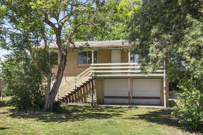 Explore Russell Drive, Redbank Plains, QLD - 4301 - view.com.au