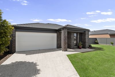 Explore Imperial Drive, Colac, VIC - 3250 - view.com.au