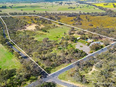 Explore Sunraysia Highway, Redbank, VIC - 3477 - view.com.au