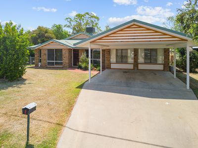 Explore Vanessa Place, Emerald, QLD - 4720 - view.com.au