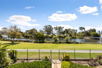 Explore Jubilee Street, South Perth, WA - 6151 - view.com.au