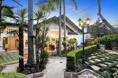 Explore Spruson Street, Neutral Bay, NSW - 2089 - view.com.au