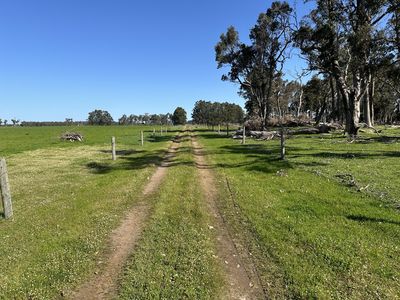 Explore Manear Road, Rosa Glen, WA - 6285 - view.com.au