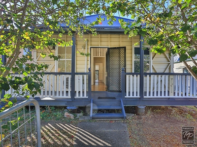 Explore Ross Street, Ebbw Vale, QLD - 4304 - view.com.au