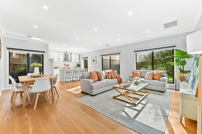 Explore Monash Drive, Mulgrave, VIC - 3170 - view.com.au
