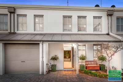 Explore Barlow Street, Port Melbourne, VIC - 3207 - view.com.au