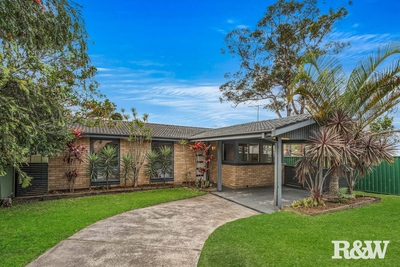 Explore Brisbane Water Drive, Point Clare, NSW - 2250 - view.com.au