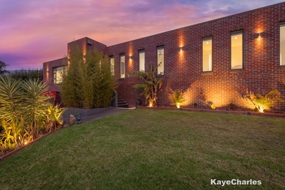 Explore Chloe Court, Beaconsfield, VIC - 3807 - view.com.au