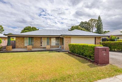 Explore Belle Air Drive, Bellmere, QLD - 4510 - view.com.au