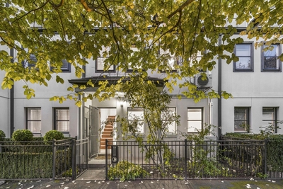 Explore Baulderstone Walk, Kensington, VIC - 3031 - view.com.au