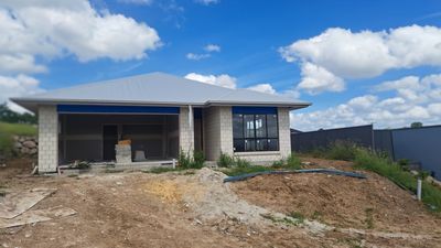 Explore Pelican Street, Lowood, QLD - 4311 - view.com.au