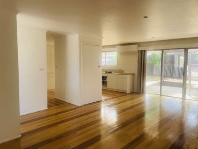 Explore Appleby Court, Sunshine, VIC - 3020 - view.com.au