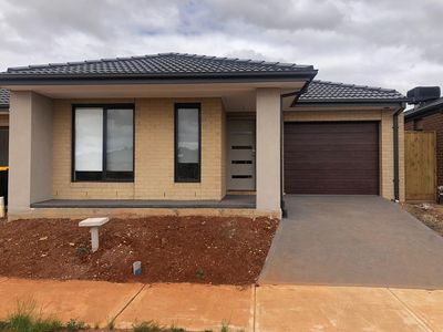 Explore Morningside Drive, Thornhill Park, VIC - 3335 - view.com.au