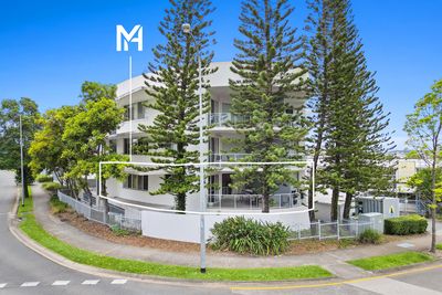 Explore University Drive, Varsity Lakes, QLD - 4227 - view.com.au