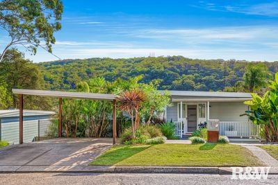 Explore The Broadwaters, Tascott, NSW - 2250 - view.com.au