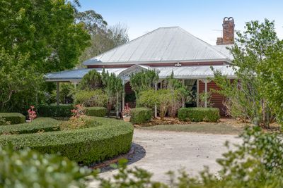 Explore Anduramba Road, Crows Nest, QLD - 4355 - view.com.au