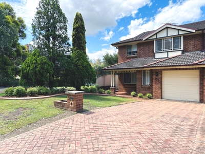 Explore Sir John Jamison Circuit, Glenmore Park, NSW - 2745 - view.com.au