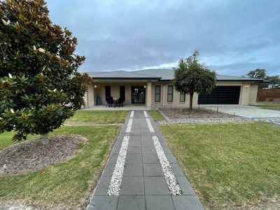 Explore Eukey Road, Kyoomba, QLD - 4380 - view.com.au