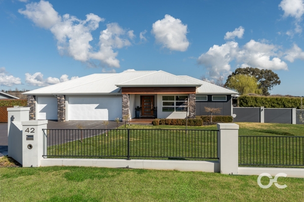 42 Connemara Drive, Orange, NSW 2800 Property Details - view.com.au
