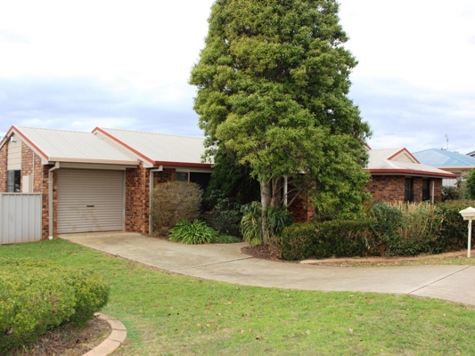 44 Broadfoot Street, Kearneys Spring, QLD 4350 Property Details - view ...