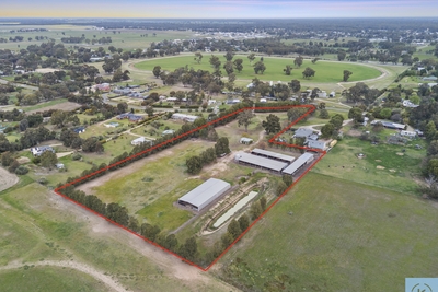 Explore Honniball Drive, Tocumwal, NSW - 2714 - view.com.au