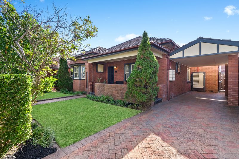 12 First Avenue, Rodd Point, NSW 2046 Property Details - view.com.au