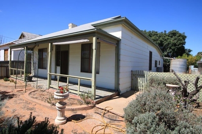 Explore Carlton Parade, Port Augusta, SA - 5700 - view.com.au