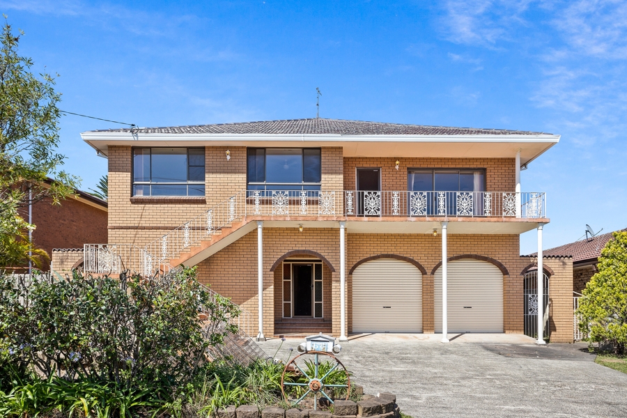 Sold 68 Captain Cook Drive, Barrack Heights, NSW 2528 for Contact Agent ...