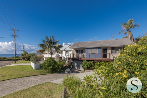 4+ Bedroom Houses for Sale in Caves Beach, NSW 2281 - view.com.au