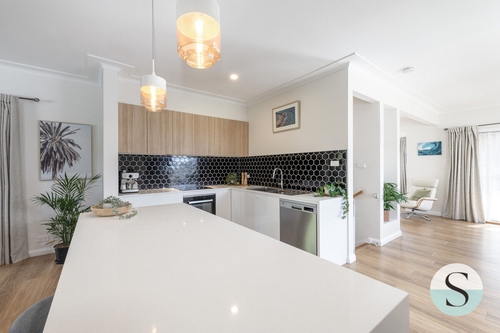 4+ Bedroom Houses for Sale in Caves Beach, NSW 2281 - view.com.au