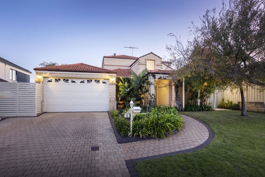 28 Meadowbrook Promenade, Currambine, WA 6028 for Sale | view.com.au