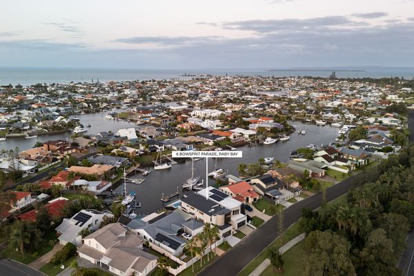 12 Houses for Sale in Raby Bay, QLD 4163