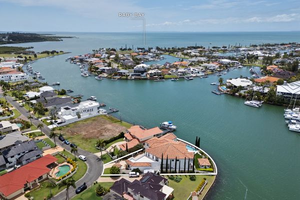 12 Houses for Sale in Raby Bay, QLD 4163