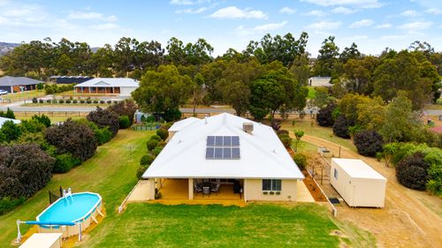 18 Real Estate Properties for Sale in Serpentine, WA 6125