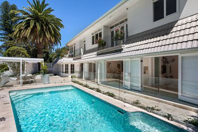 Explore Dunara Gardens, Point Piper, NSW - 2027 - view.com.au