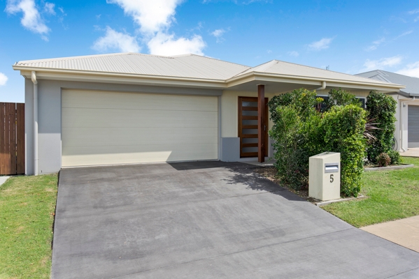 5 Lime Crescent, Caloundra West, QLD 4551 Property Details - view.com.au