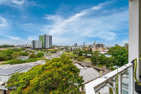 501/283 Logan Road, Stones Corner, QLD 4120 Property Details - view.com.au