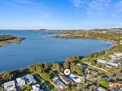 Sold 49 Koona Street, Albion Park Rail, NSW 2527 for $1,725,000 on 26 ...