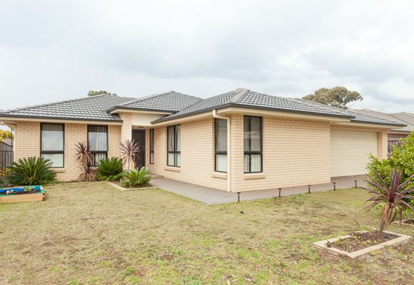 60 Stonebridge Drive, Cessnock, NSW 2325 Property Details - view.com.au