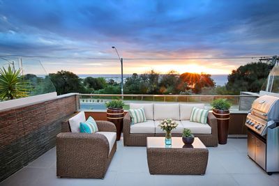 Explore Beach Road, Hampton, VIC - 3188 - view.com.au