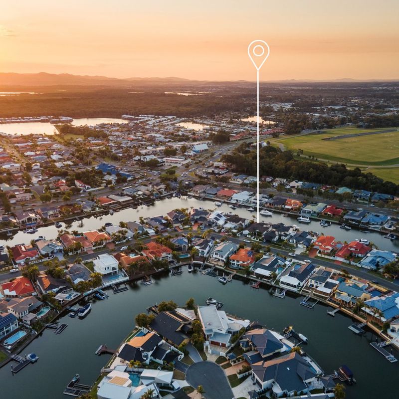 120 Pebble Beach Drive, Runaway Bay, QLD 4216 Property Details - view ...